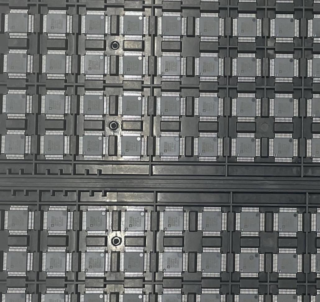 Microcontroller ADUC845 - AGC